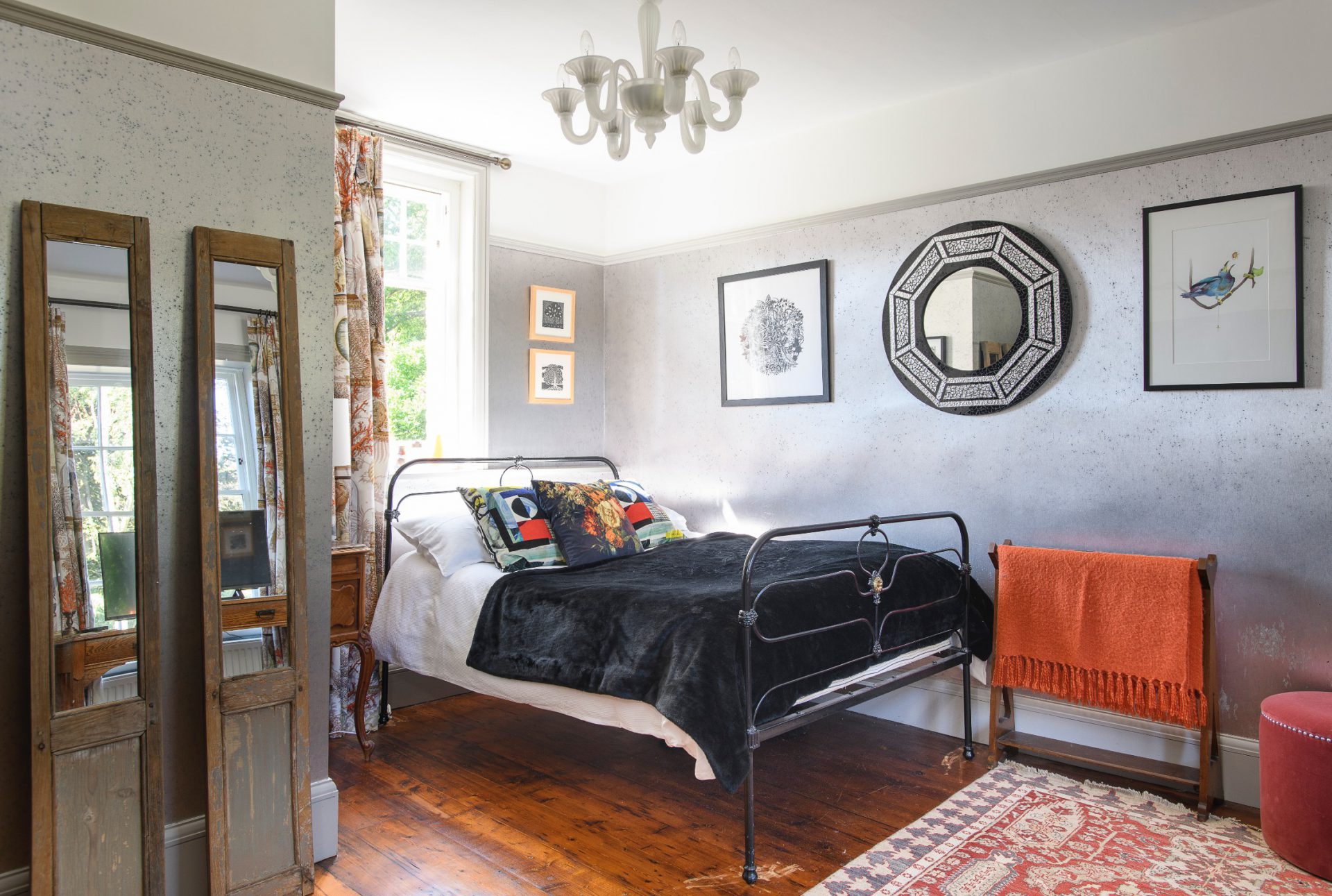 Explore - Sinclair House